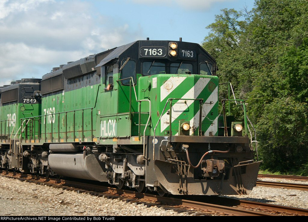 HLCX 7163 & 7849 CSX 5224 & 2669 on a northbound mixed manifest freight